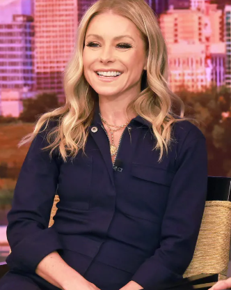Kelly Ripa was visibly upset as she announced a "devastating day" on ...