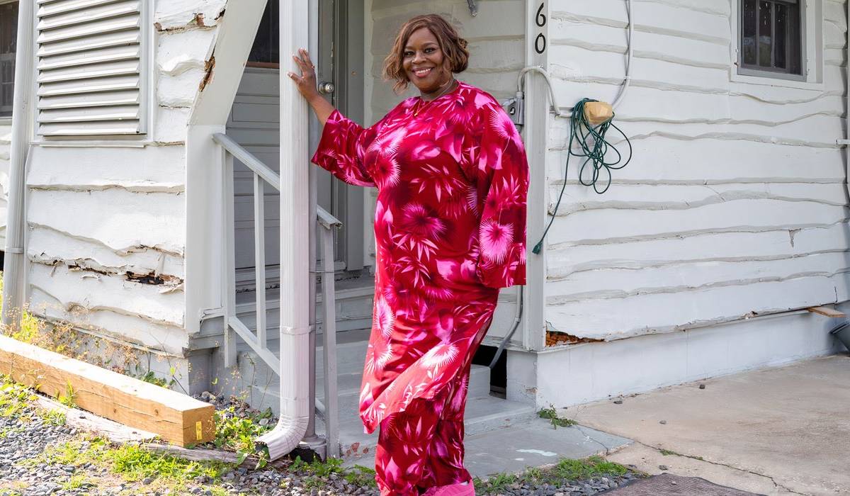 HGTV unexpectedly announced that Retta will be REMOVED from her hosting ...